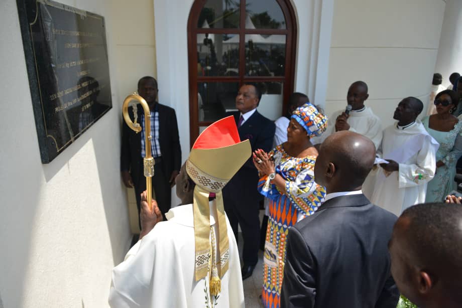 Le tyran Sanguinaire Sassou-NGuesso, Dominique Strauss Khan, et Mathieu ...